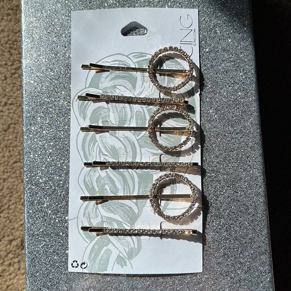 Accessories | Nwt Sparkling Rose Gold Hair Clips With Rhinestones ...